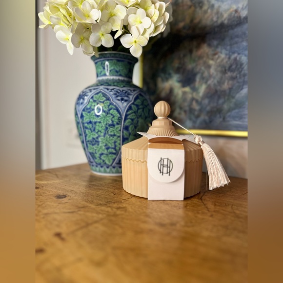 House of Harlow 1960 | Accents | House Of Harlow 96s Sweet Citrus 14oz ...